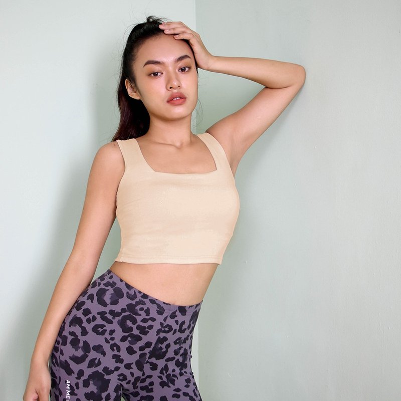AM ME Cheer Up 方領美胸MIT BRATOP (杏仁奶 Almond milk) - 設計館 AM ME SPORTY 機能運動服裝 女運動上衣/背心 - Pinkoi