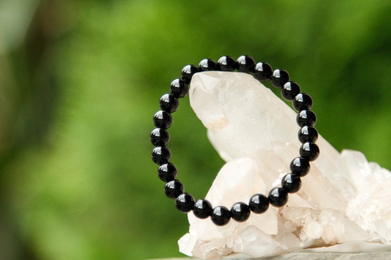 【手環系列】6mm全黑瑪瑙手環 (歡迎客製) - 設計館 鉍元素 SBI 手鍊/手環 - Pinkoi