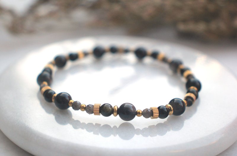 水晶手鍊 | 搭配銀曜石 | 金曜石 | 黃銅 | 招財 | 避邪 小小的陪伴｜手鍊/手環人氣榜 - Pinkoi