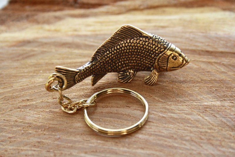 Carp, fish figurine animals bronze KeyRing, Keychain - 設計館 ArtBronze ...