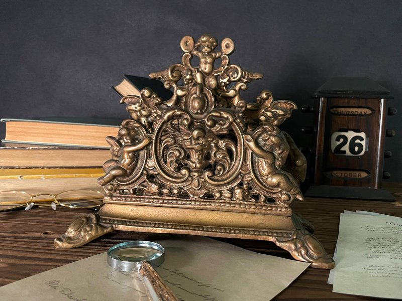 法國Art Nouveau 天使黃銅信件架 Old Things Street 舊物商店街｜擺飾/家飾品人氣榜 - Pinkoi