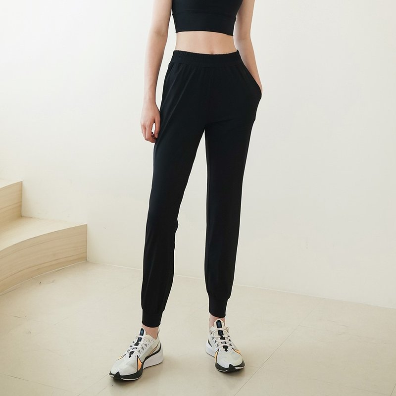 Active 涼爽壓力慢跑褲 - 午夜黑 SKULLPIG｜女運動褲/機能褲人氣榜 - Pinkoi