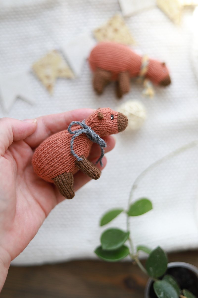 【數位】Capybara knitting pattern. Amigurumi water pig. Cute rodent knitted ...