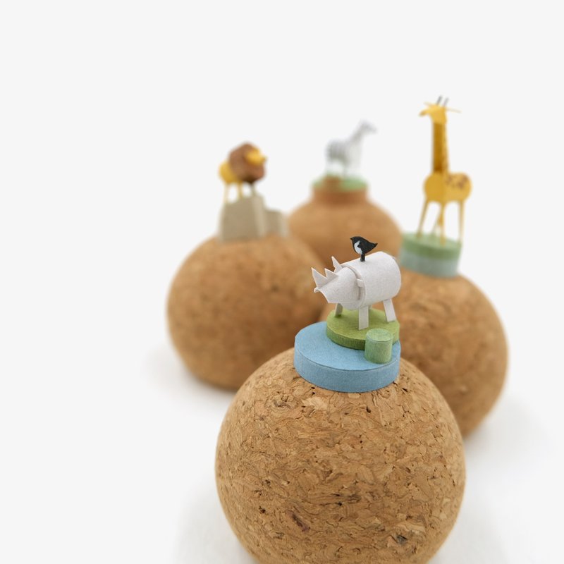 PAPIR LAB | 紙製微觀世界 | 草原動物系列 PAPIR LAB | 紙間｜擺飾/家飾品人氣榜 - Pinkoi