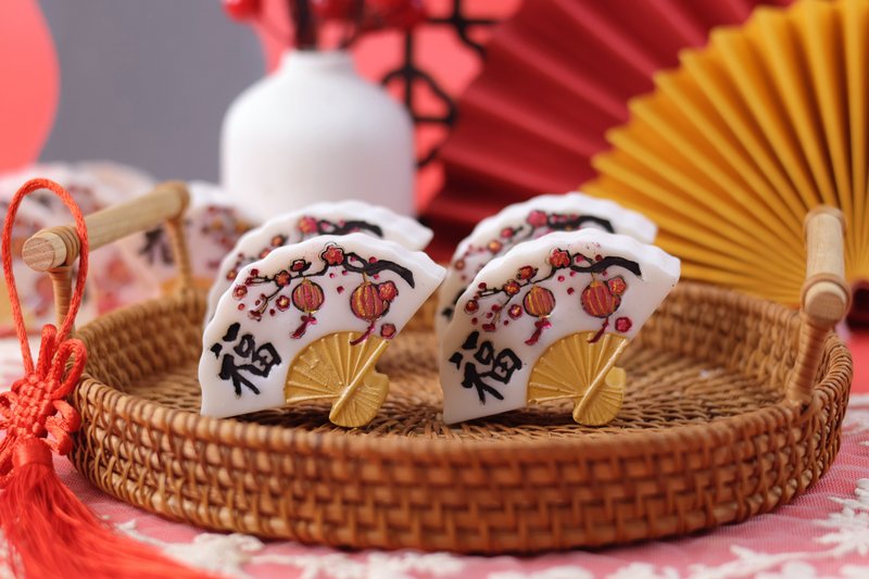 中國燈籠造型 福字 扇形手工皂 皂一皂 Alpha Soap｜肥皂/手工皂人氣榜 - Pinkoi