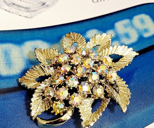 vintage jewelry BSK gold Aurora Rhine flower pin Shop oldtime workstation Brooches Pinkoi