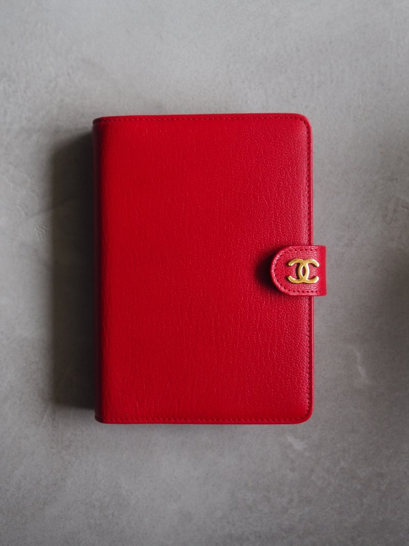 CHANEL シャネル COCO アジェンダ 手帳 レッド ヴィンテージ - 設計館 OLIM VINTAGE 筆記本/手帳 - Pinkoi