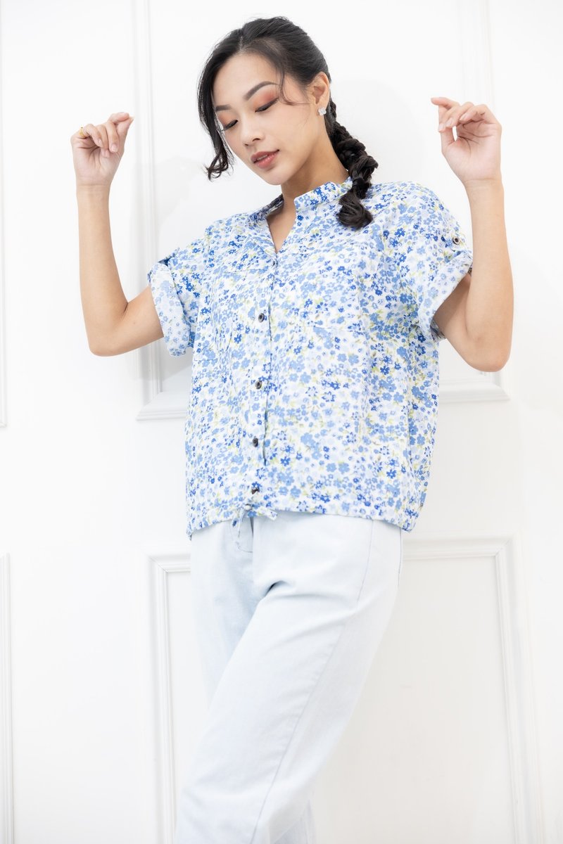 藍色花滿版下擺抽繩上衣 藍色 Meya 編縫編織｜女 T 恤人氣榜 - Pinkoi