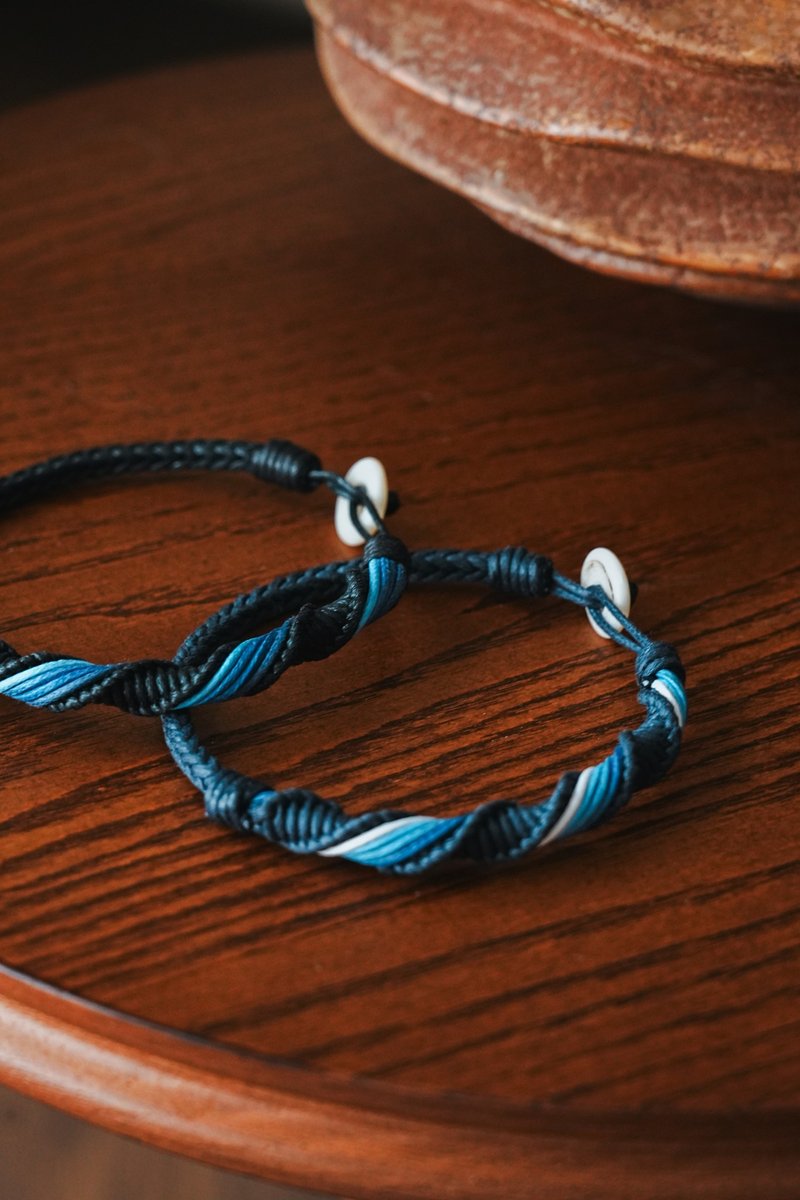 藍淵 | 八股螺旋編織手環 Ego by me 編繩織道 puka手作編織飾品｜手鍊/手環人氣榜 - Pinkoi