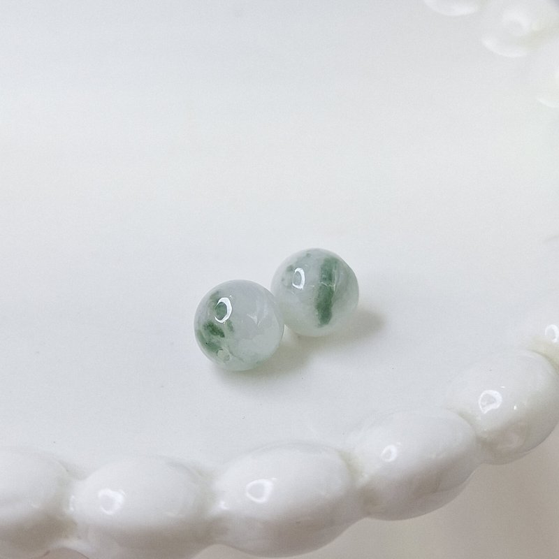 8mm 冰飄花2顆 | 天然緬甸玉A貨翡翠 緣圓翡翠｜手鍊/手環人氣榜 - Pinkoi