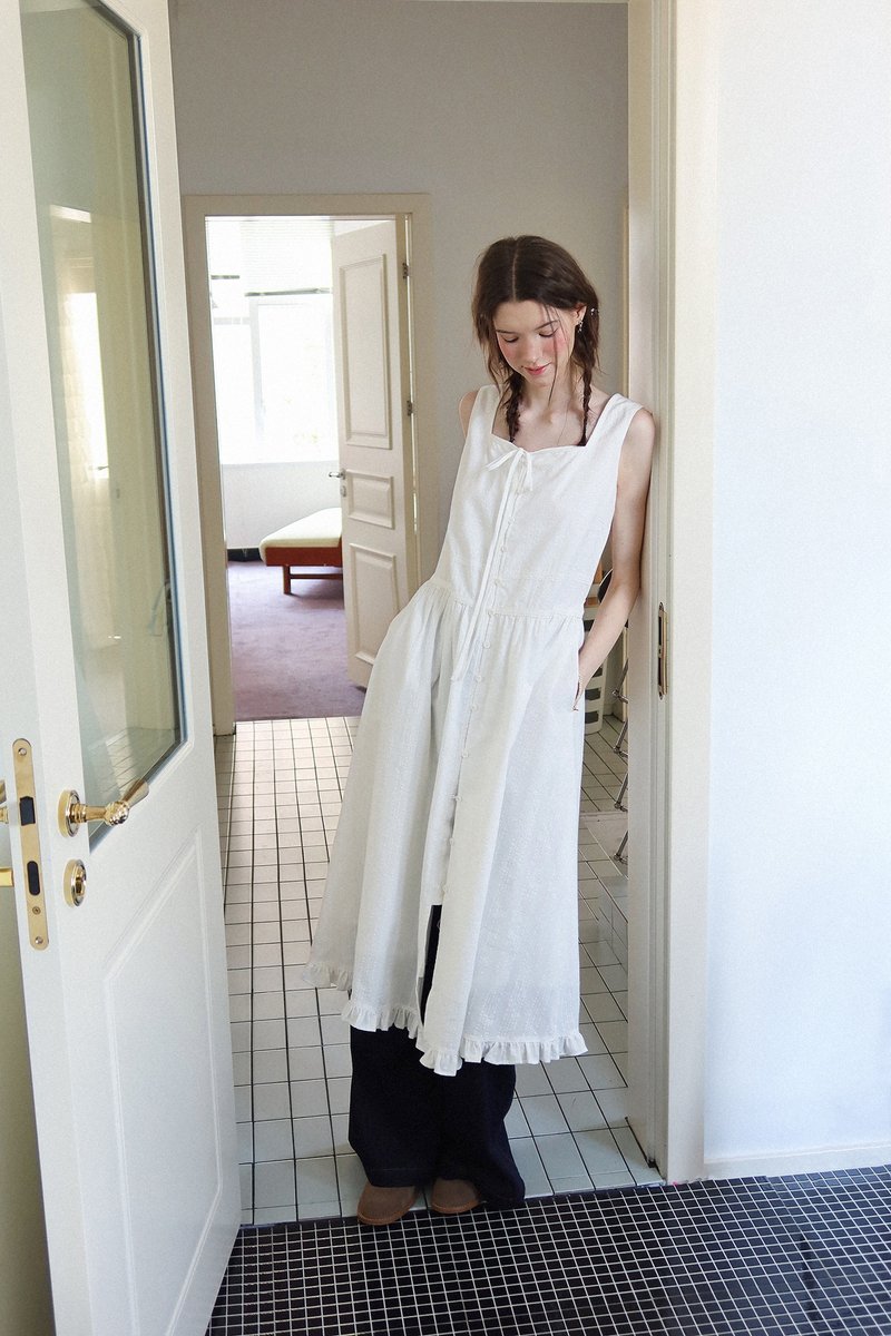 夏以白日夢 提花無袖背心連身裙 Letm｜洋裝/連身裙人氣榜 - Pinkoi