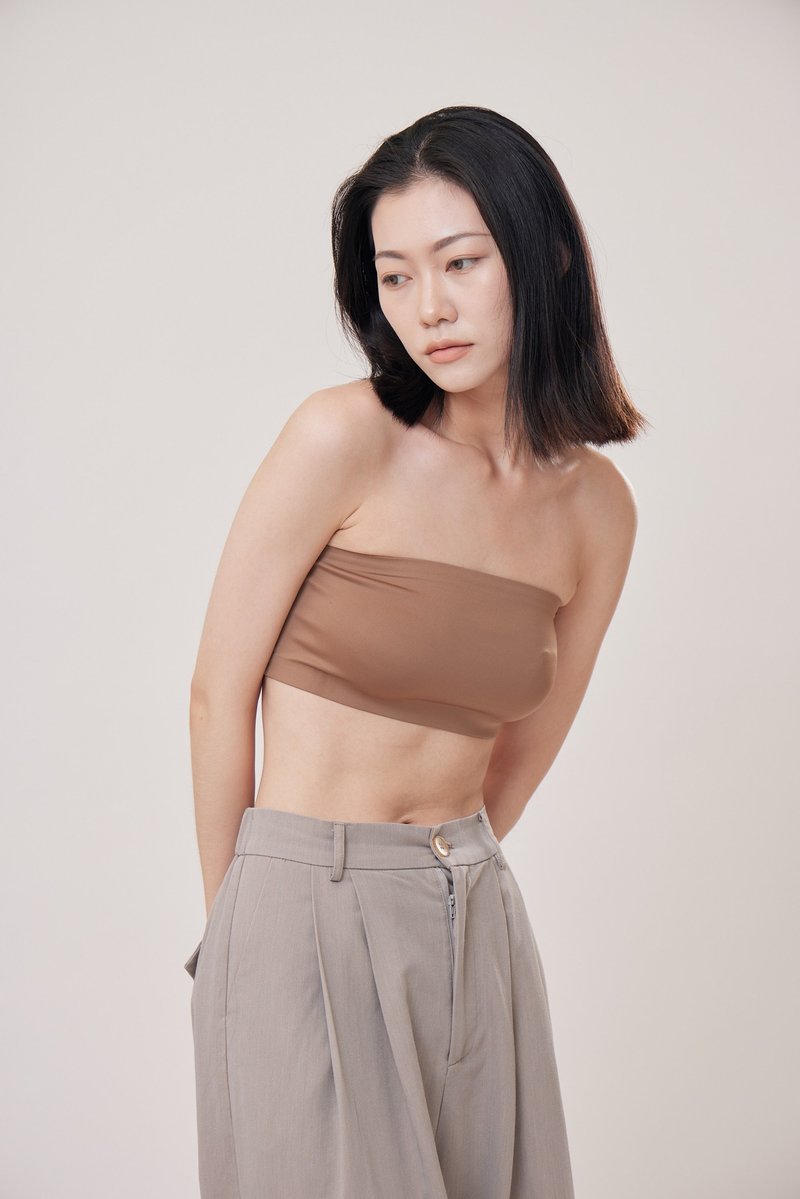 柔亮・無墊防滑平口內衣(附胸貼) - 卡其 韌 REN｜無鋼圈內衣｜女內衣褲人氣榜 - Pinkoi