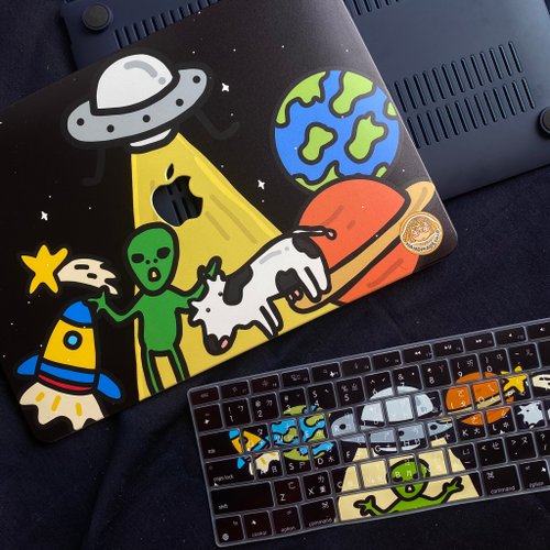 Alien contact Mac Book Case/protective case - Shop Handmadeship Tablet ...