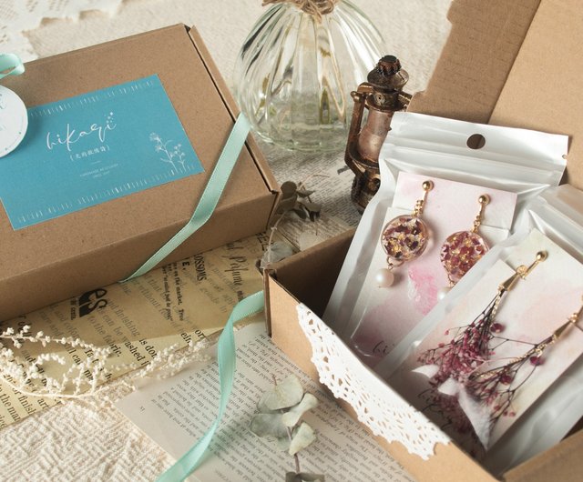 Poems Wedding Gift Wrapping Paper Tumhe Jo Maine Dekha – Footprints