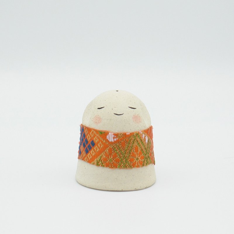 Handmade ceramic doll Jizo with pink cheeks - Shop kyoto-jizodou Items for Display - Pinkoi