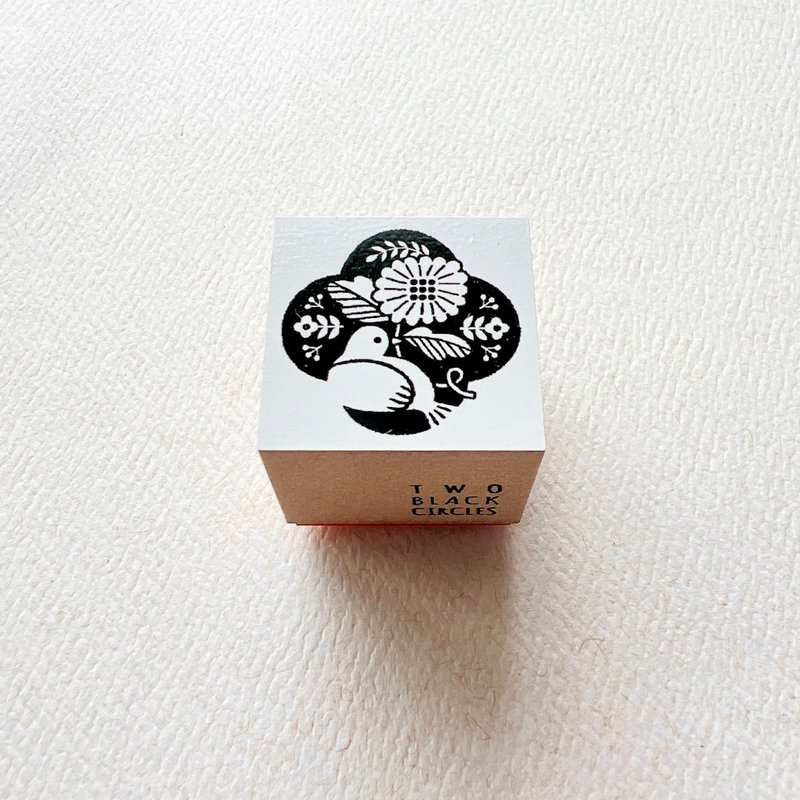 【北歐小拼貼】鳥與花兒陰面機製印章 TWO BLACK CIRCLES｜印章/印台人氣榜 - Pinkoi