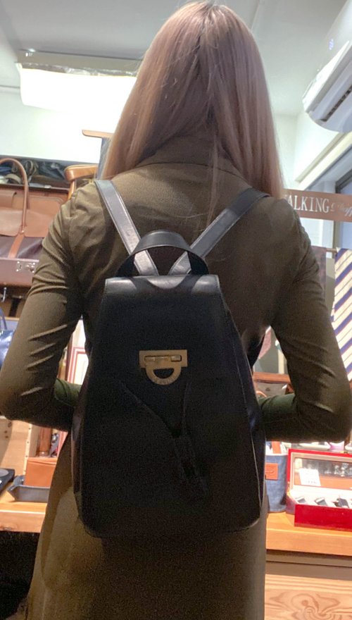 中古 セリーヌ│バックパック│ヴィンテージリュック│本革 中古 セリーヌ│バックパック│ヴィンテージリュック│本革