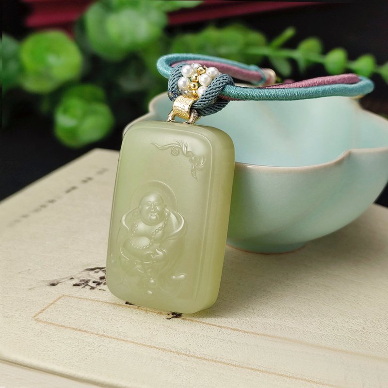 Hetian Yuruoqiang yellow mouth big belly laughing Buddha Buddha pendant old material topaz ...