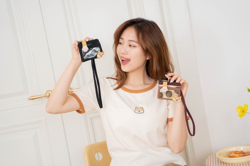 柴犬寶寶 透明視窗 識別證/零錢包【820518.9】 Kiro貓拼布包｜證件套/識別證套人氣榜 - Pinkoi