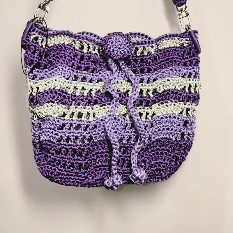 ウェーブフラワー トートバッグ ～ 高低差のある波とグラデーションカラーが、美しい海と空の繋がりを描き出します。 - ショップ ii-workshop トートバッグ・ハンドバッグ - Pinkoi